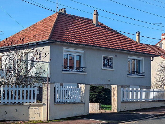 Maison à vendre - Nevers, Banlay - 4 pièces - 3 chambres