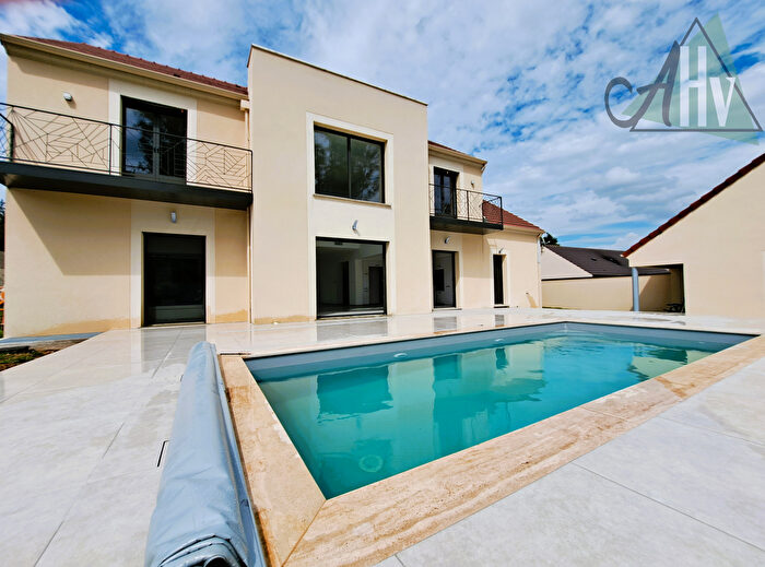 Maison à vendre - Sens - 8 pièces - 5 chambres