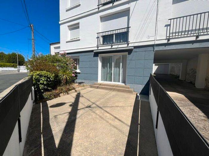 Centre Ville, Royan : Appartement 1 pièce à louer