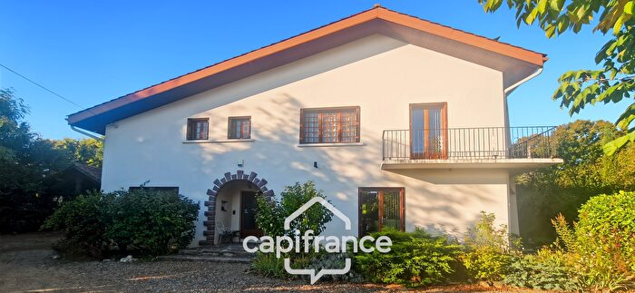 Maison 8 pièces à vendre à Estang