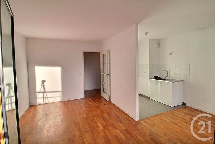 Appartement à vendre - Joinville-le-Pont, Vautier - 3 pièces - 2 chambres