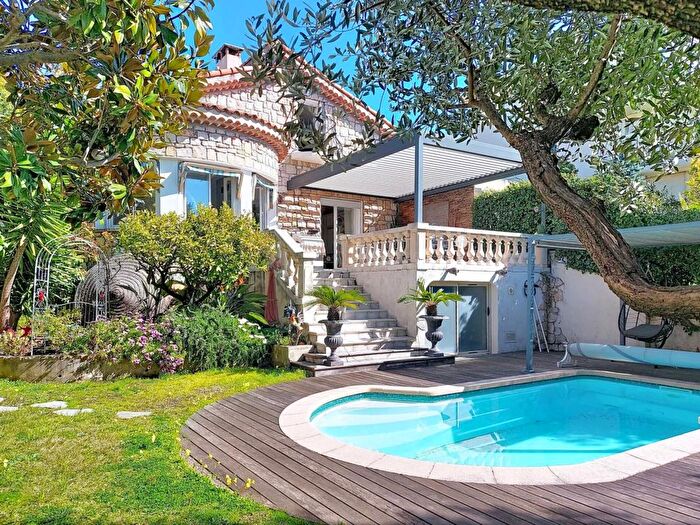 Maison 4 pièces à vendre à Nice, Le Port