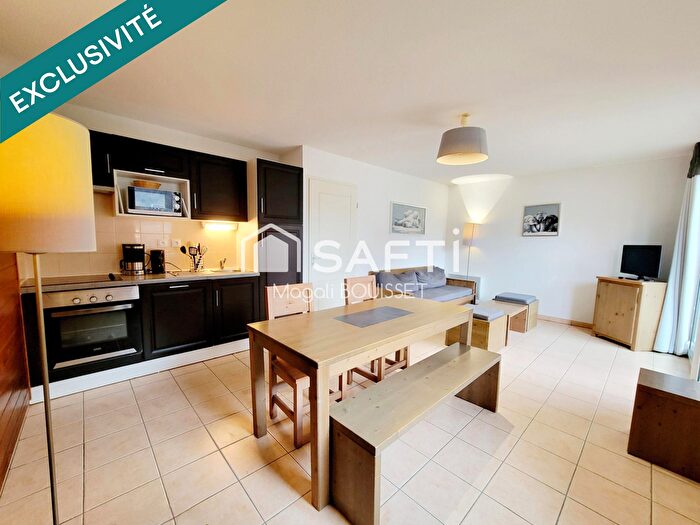 Appartement à vendre - Saint-Mamet - 3 pièces - 2 chambres