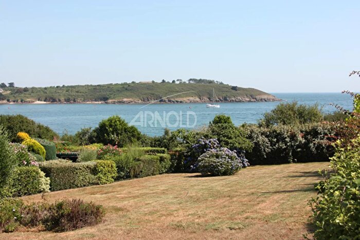 Arzon : Maison 6 pièces à vendre