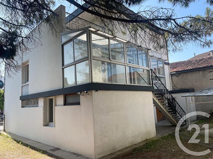 Mussidan : Maison 6 pièces à louer