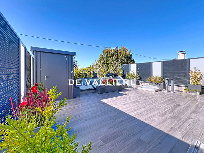 Maison à vendre - Rueil-Malmaison, Mazurieres - 6 pièces - 4 chambres