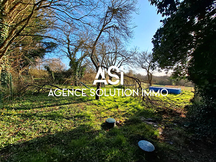 Maison à vendre - Douillet - 6 pièces - 3 chambres