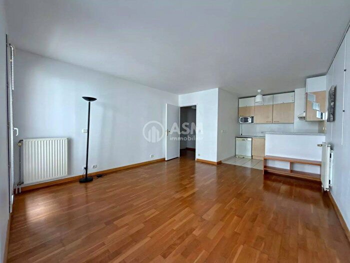 Appartement 2 pièces à Faubourg de l'Arche, Courbevoie, à louer