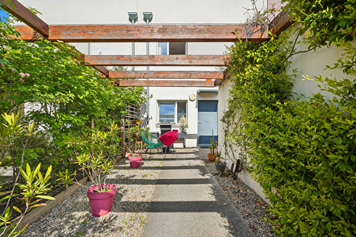 Maison à vendre - Saint-Priest, Berliet - 4 pièces - 3 chambres