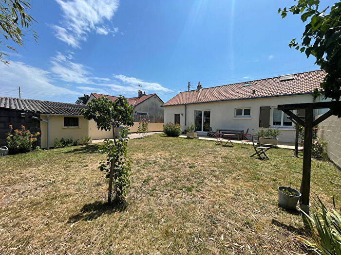 Maison 6 pièces à vendre à Saint-Sébastien-sur-Loire, Est