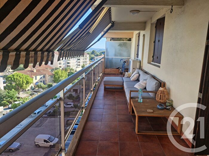 Toulon, Bon Rencontre : Appartement 5 pièces à louer