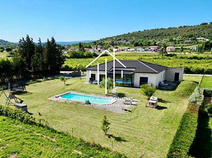 Maison 5 pièces à Vallon-Pont-d'Arc, à vendre