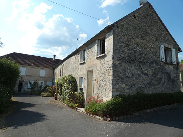 Maison 7 pièces à vendre à Fresnoy-la-Rivière