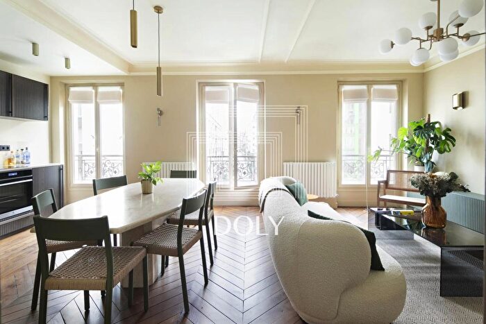 Appartement 3 pièces à vendre à Paris 7ème, Saint-Thomas d'Aquin, Bac, Musée d'Orsay
