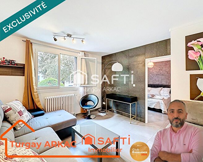 Appartement à vendre - Bourgoin-Jallieu, Centre-ville, Pont Saint-Michel - 2 pièces - 1 chambre