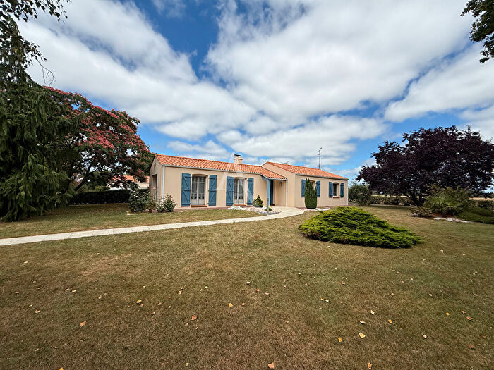 Maison à vendre - Commequiers - 6 pièces - 4 chambres