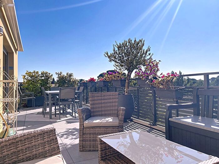 Appartement à vendre - Villeneuve-lès-Avignon, Pasteur, Bellevue - 4 pièces - 3 chambres