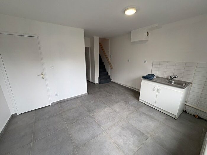 Maison 2 pièces à Aniche, à louer