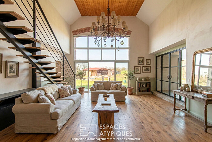 Maison à vendre - La Roche-sur-Yon, Le Bourg sous la Roche - 8 pièces - 5 chambres