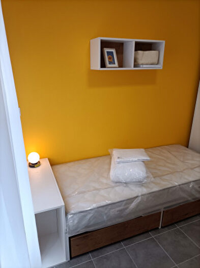 Appartement à louer - Nice, Saint-Roch - 1 pièce