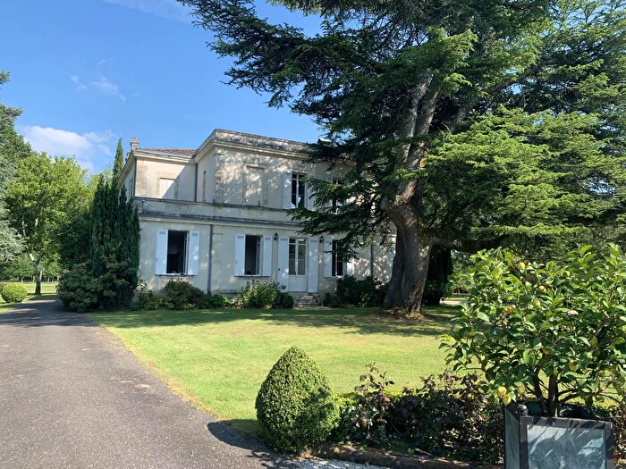Le Barp : Maison 8 pièces à vendre