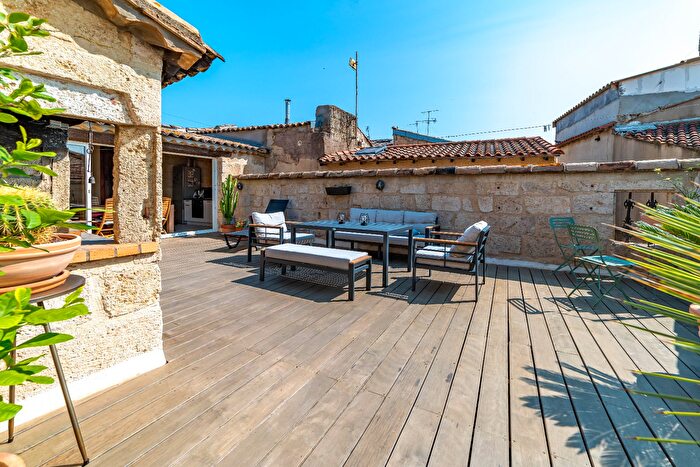 Maison à vendre - Poussan - 10 pièces - 7 chambres