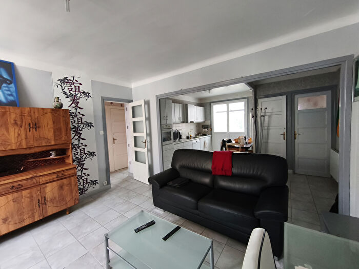 Appartement à vendre - Saint-Étienne, La Terrasse, Bel Air, Bergson, Carnot - 4 pièces - 2 chambres