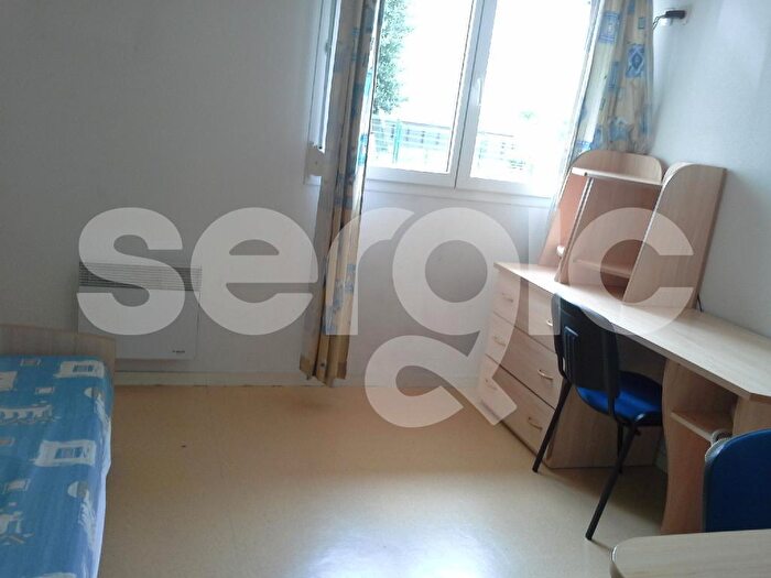 Appartement à louer - Orléans, La Croix Saint-Marceau, La Mouillère, Pré Pinson - 1 pièce