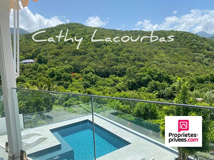 Maison à vendre - Bouillante - 7 pièces - 4 chambres