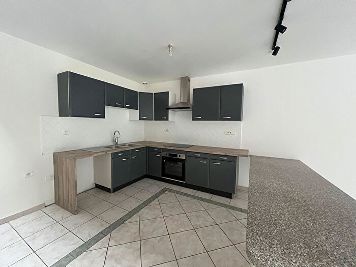 Maison à louer - Saint-Gelais - 5 pièces - 4 chambres