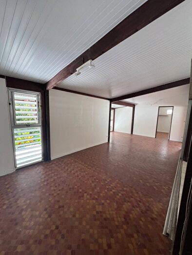 Maison à louer - Rivière-Pilote - 4 pièces - 3 chambres