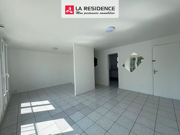Hôtel de Ville-Les Coteaux, Franconville - Appartement 3 pièces à louer