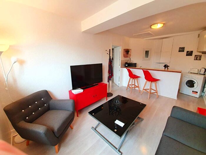 Appartement à louer - Saint Genest-La Butte, Nevers - 2 pièces - 1 chambre