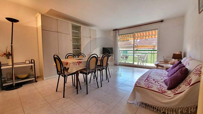 Appartement à vendre - Menton, Hôtel de Ville, Vieille Ville, Musée, Madone, Carnolès - 2 pièces - 1 chambre