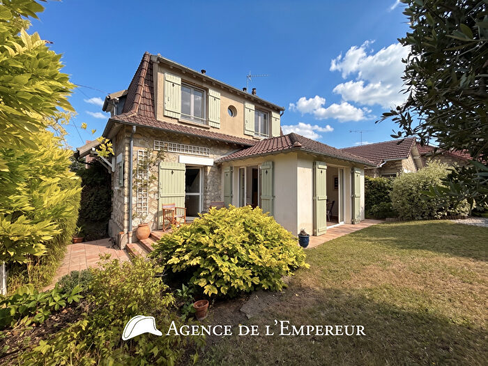 Rueil-Malmaison, Richelieu, Chataigneraie - Maison 5 pièces à vendre