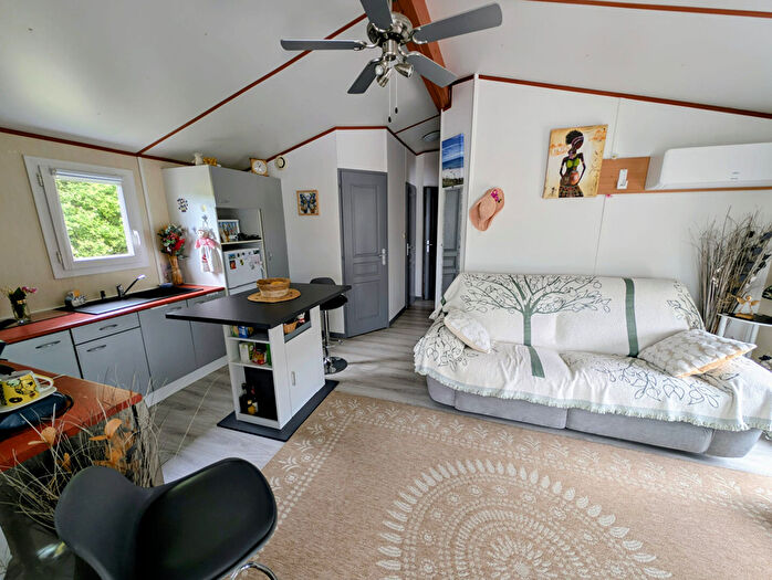 Maison 4 pièces à LAiguillon-sur-Vie, à vendre