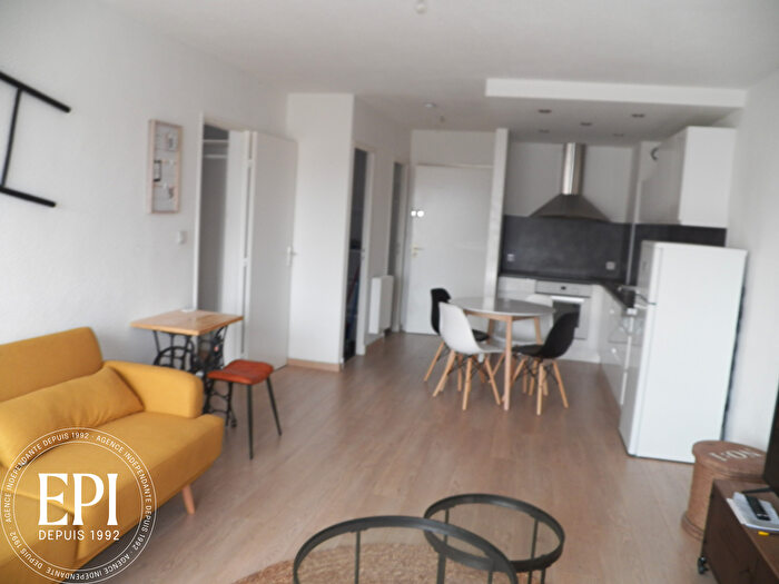 Carcassonne, Centre-ville : Appartement 2 pièces à louer