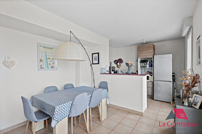 Appartement à vendre - Marseille e , Sainte-Marguerite - 3 pièces - 2 chambres