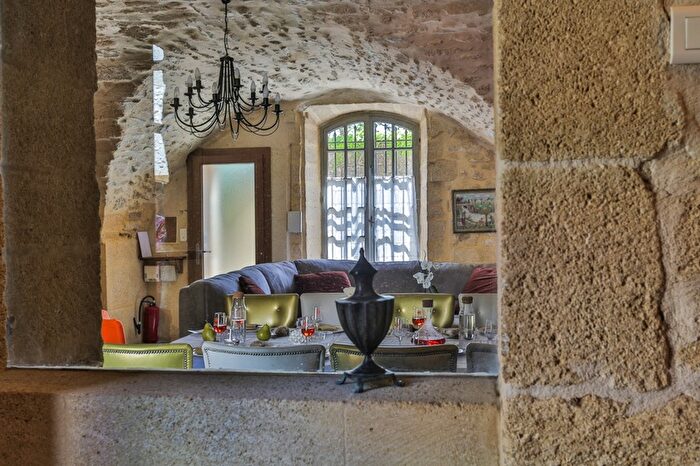 Maison 8 pièces à vendre à Collias