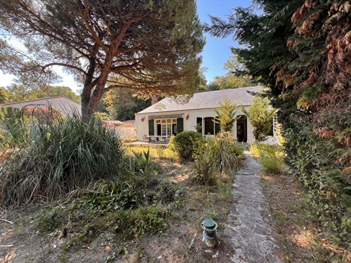 Maison 7 pièces à Longeville-sur-Mer, à vendre