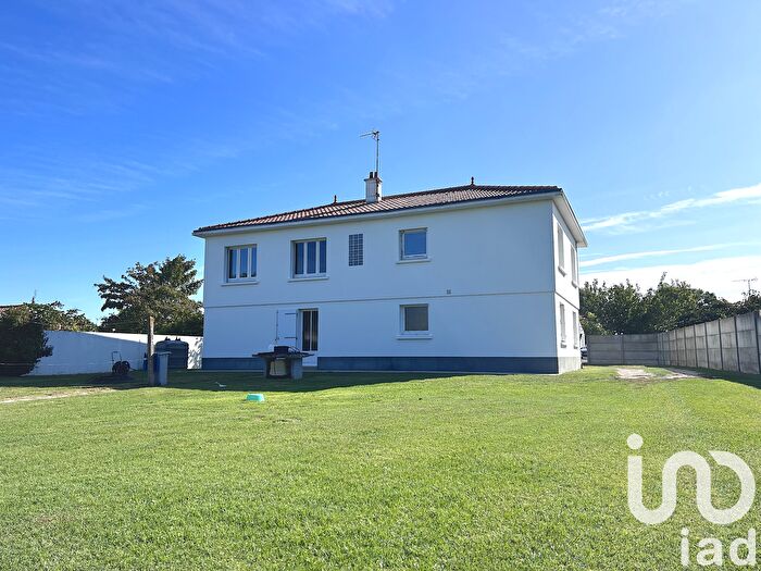 Maisons à vendre et appartements à louer - 1
