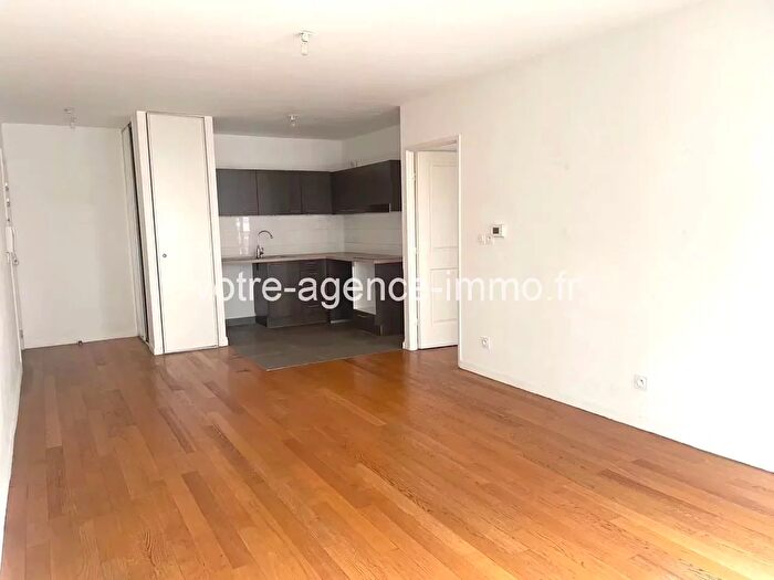 Maisons à vendre et appartements à louer - 1