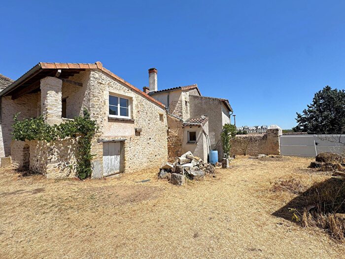 Saint-Jacques-de-Thouars - Maison 4 pièces à vendre