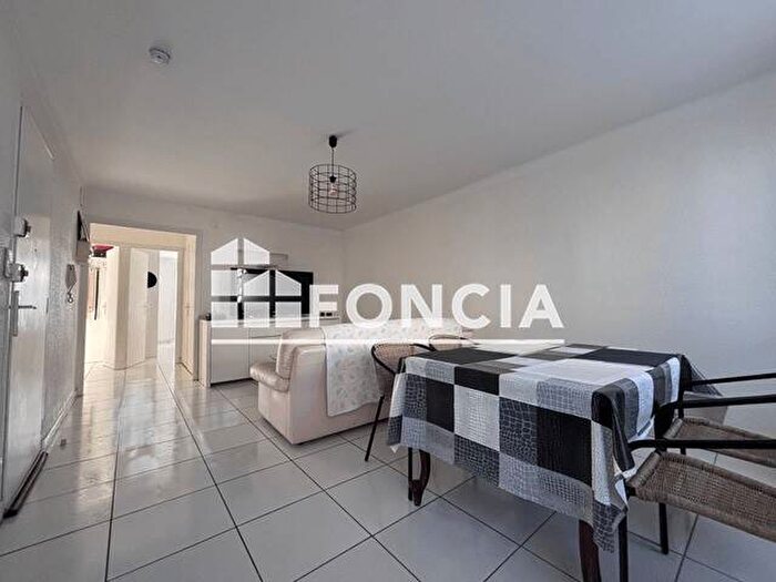 Appartement à louer - Les Remparts-Kennedy, Perpignan - 3 pièces - 2 chambres