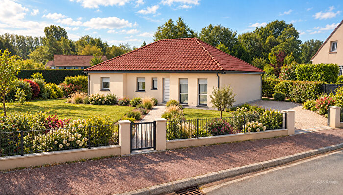 Maison 5 pièces à Estréelles, à vendre