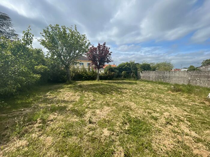 Maison à vendre - Saint-Sébastien-sur-Loire, Ouest - 6 pièces - 4 chambres