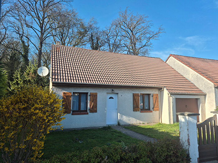 Maison à vendre - Allennes-les-Marais - 6 pièces - 5 chambres