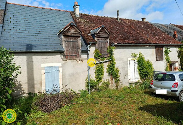 Maison 4 pièces à Chârost, à vendre