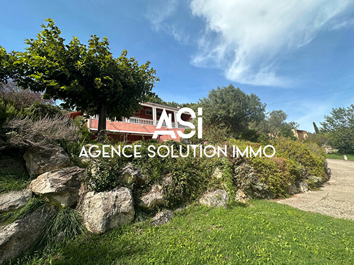 Maison à vendre - Viviers - 8 pièces - 6 chambres