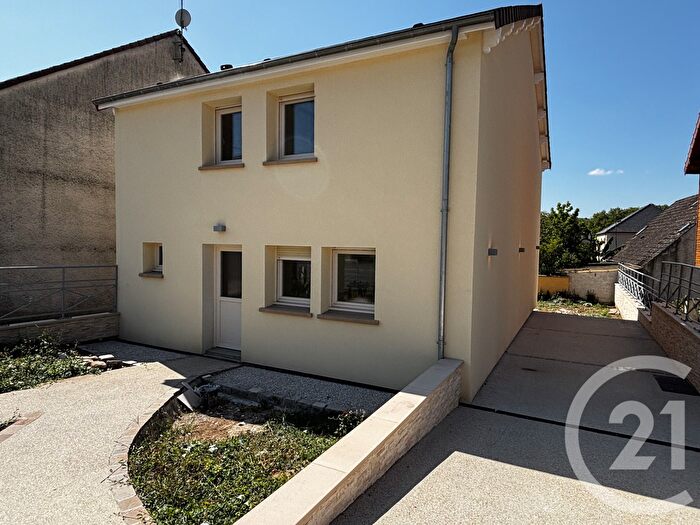 Maison 5 pièces à louer à Crécy-la-Chapelle